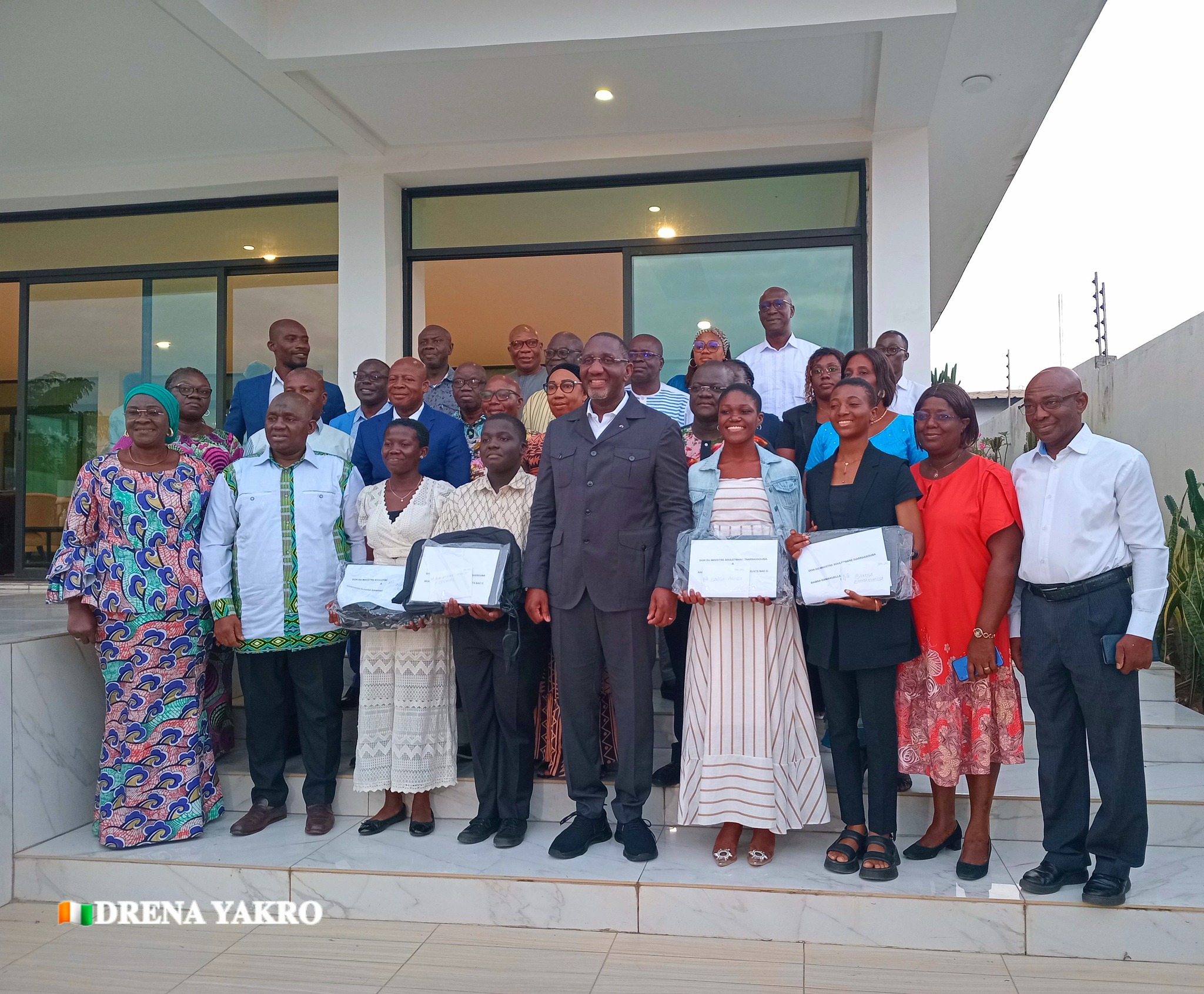 Bienvenue! | drenetyakro